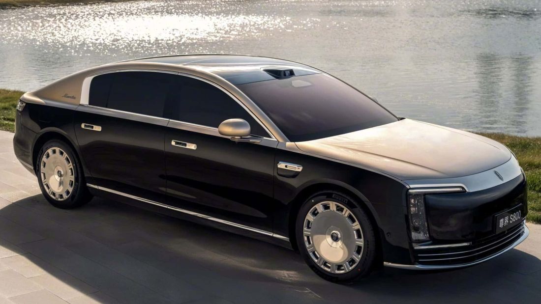 Huawei's New EV Features "Crab Walk" Mode - Hilton Car Supermarket