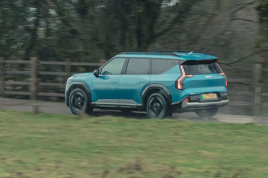 10 Coolest Seven-Seat Cars You Can Get Right Now - Hilton Car Supermarket