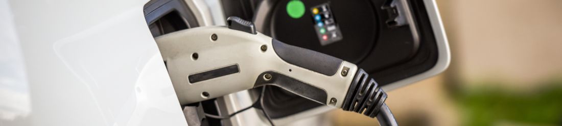 Electric Vehicle Myths Vs Fact - CarSynergy