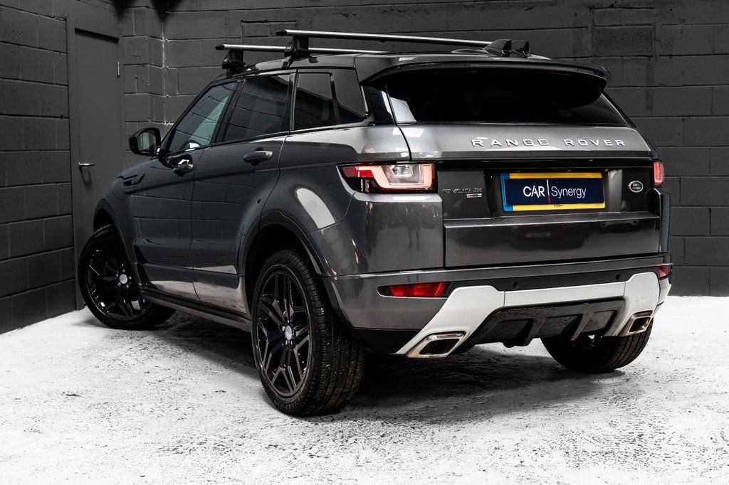 Which Range Rover has the biggest boot space? - CarSynergy