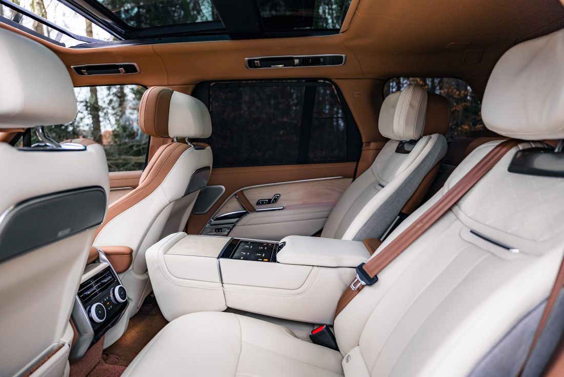 Is the Range Rover SV the pinnacle of Luxury SUV’s? - Players Cars