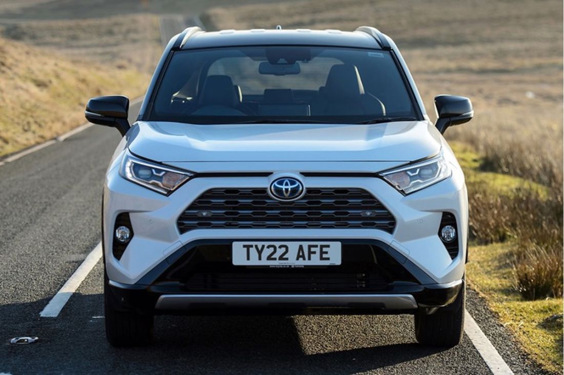 Car Planet Reviews: Toyota RAV4 - Car Planet