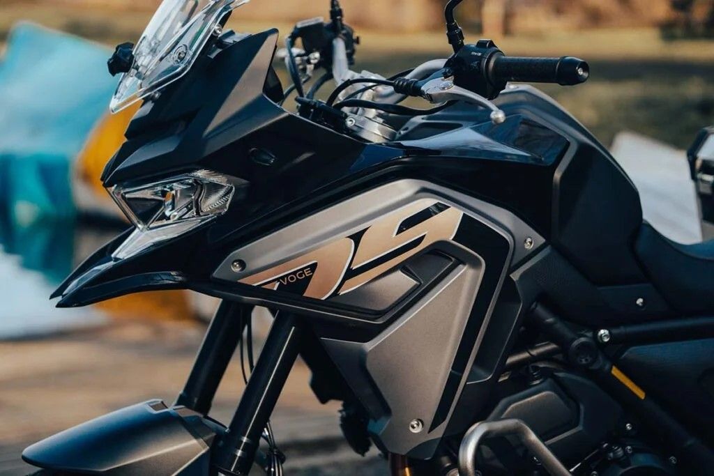 VOGE 650 DSX | A SUPERBIKE WAREHOUSE MOTORCYCLE REVIEW - BigMoto
