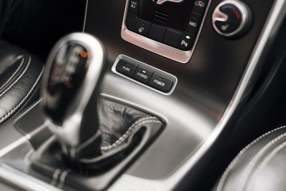 Manual vs Automatic Cars: Differences & Best to Buy, Blog | Ponko