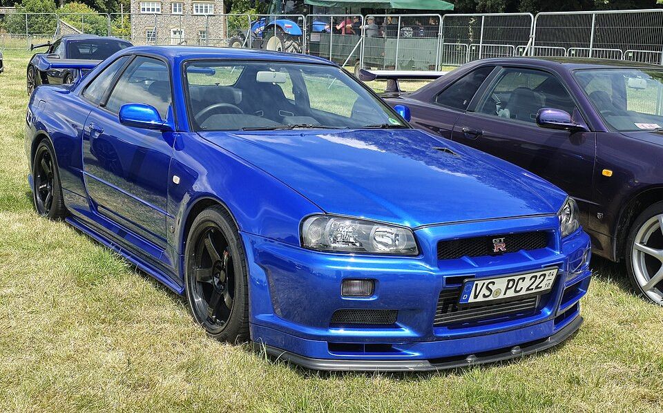 Top 10 Fastest Cars of the 1990s - A Nostalgic Trip Back - Dace Motor Group