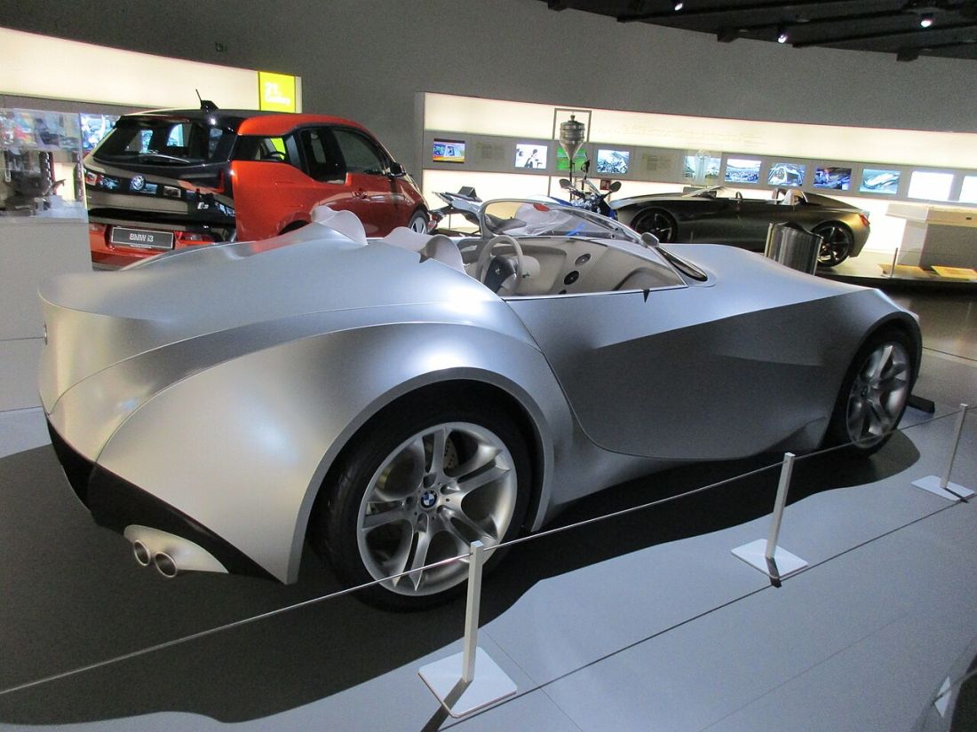 Top 10 Cars with the Weirdest Concept Designs (That Almost Happened ...