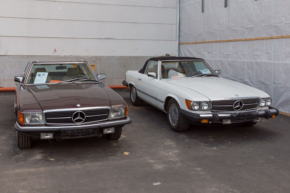 The Evolution of Car Headlights - From Oil Lamps to LEDs - Dace Motor Group