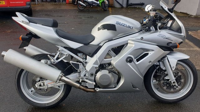 Used Suzuki bikes for sale. Suzuki Dealer Preston | Fastline Superbikes Ltd