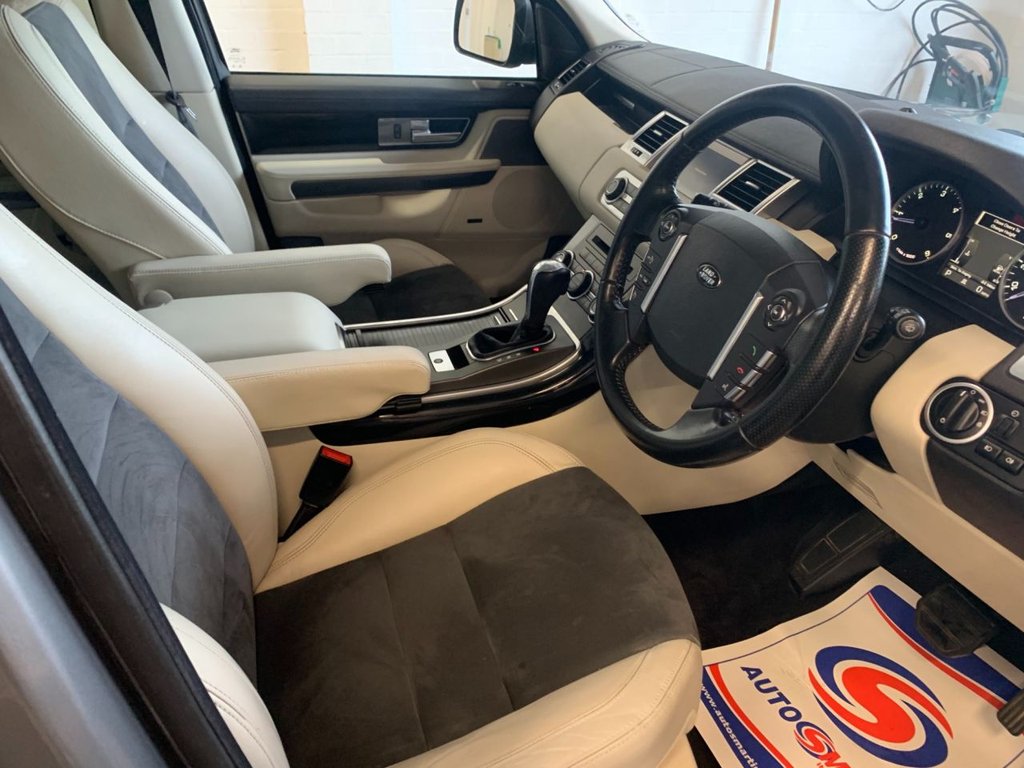 2009 Range Rover Supercharged Interior