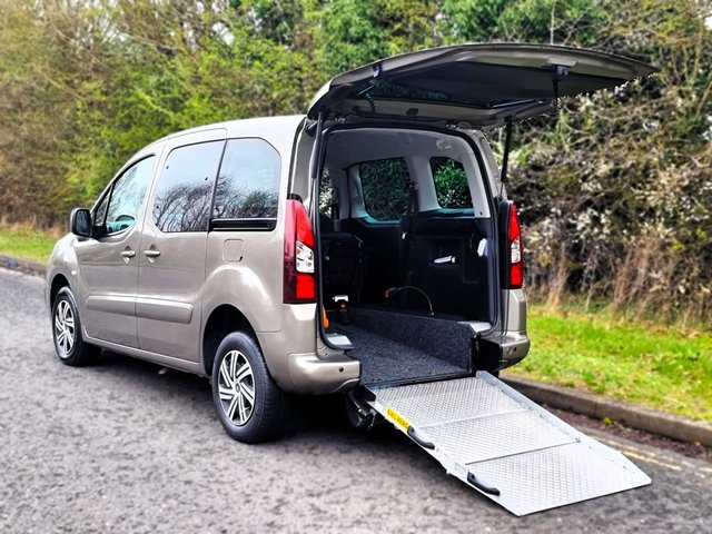 Page 11 of 14 for Wheelchair Accessible WAVs