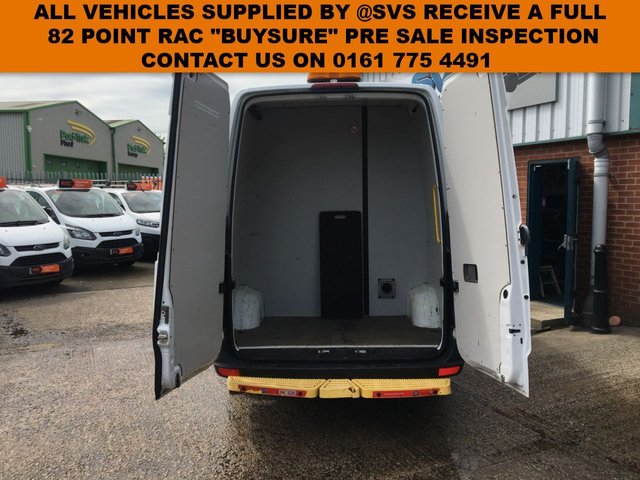 Used vans for sale. Irlam & Greater Manchester van Dealer | Simply Van ...