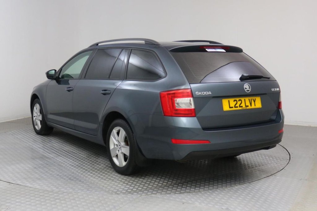 2014 Skoda Octavia 2.0 SE TDI CR DSg 5D 148 BHP £9,499
