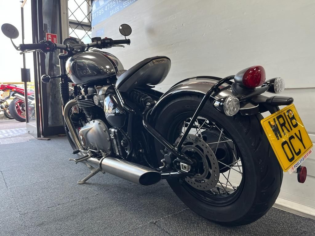 2018 Triumph Bobber Rear Seat Removal | Reviewmotors.co