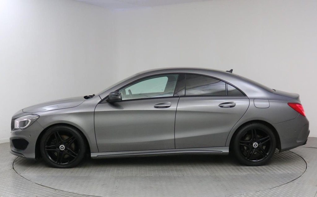 Mercedes-Benz Cla 2.1 Cla 220 D Amg Line 4D 174 BHP