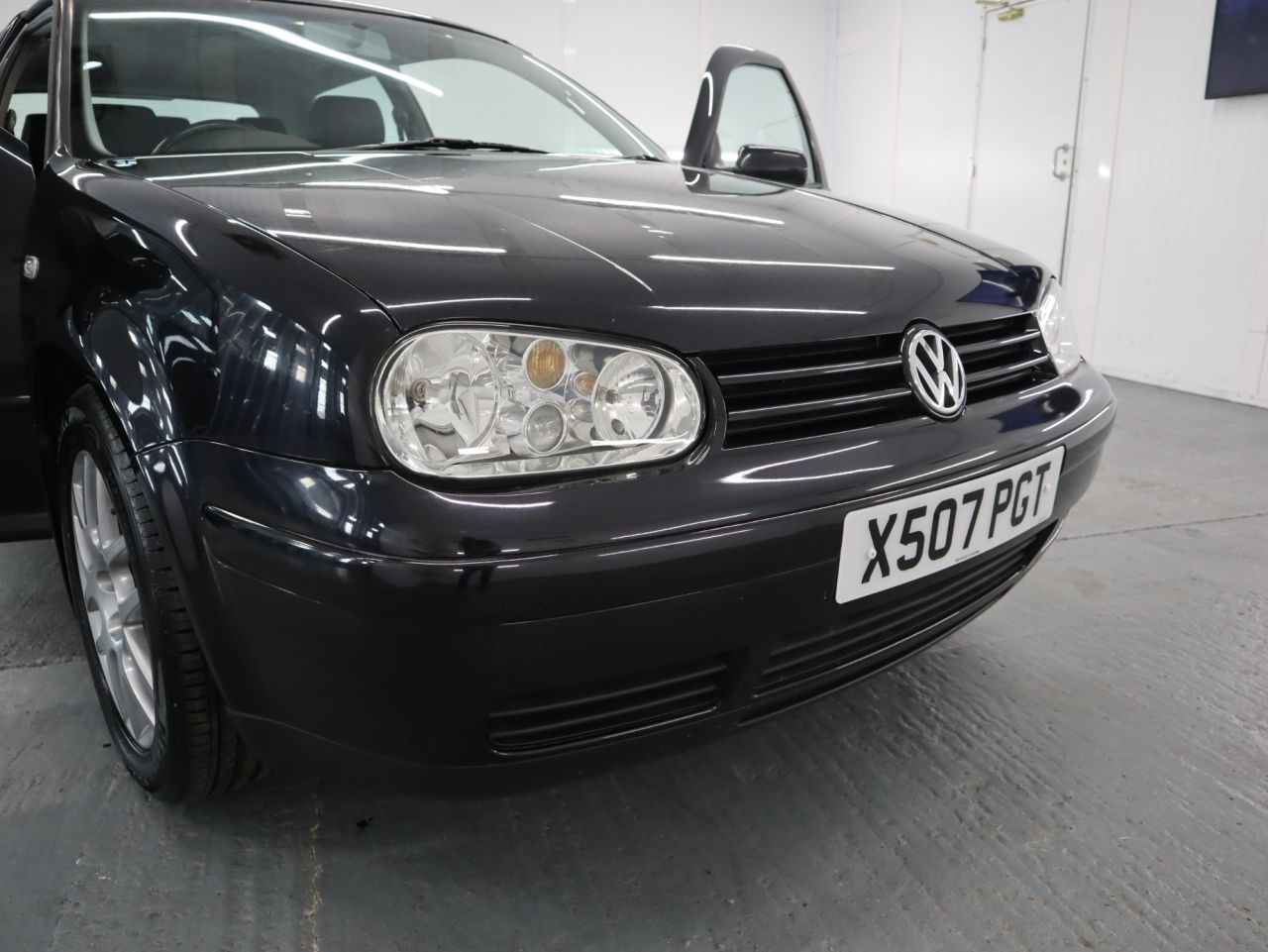 2000 Volkswagen Golf GTI £8,490