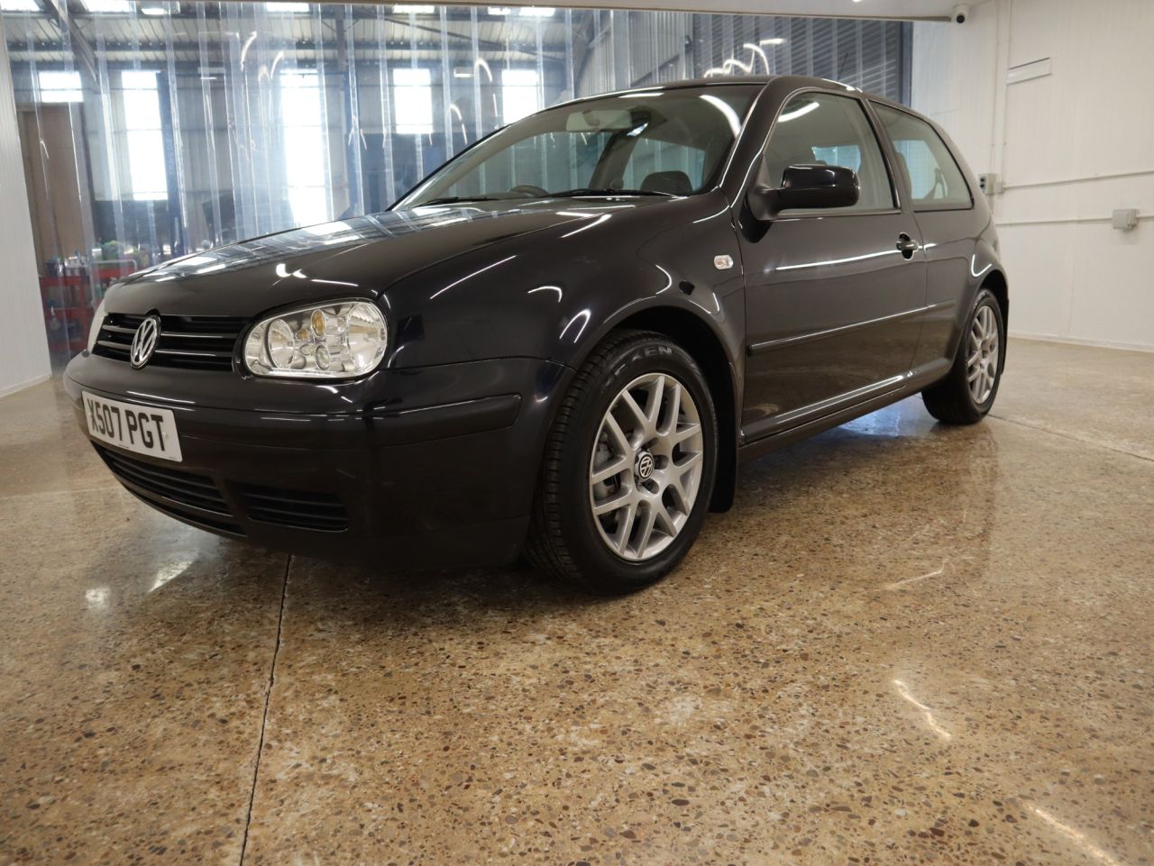2000 Volkswagen Golf 1.8 GTI 3D 148 BHP £8,490
