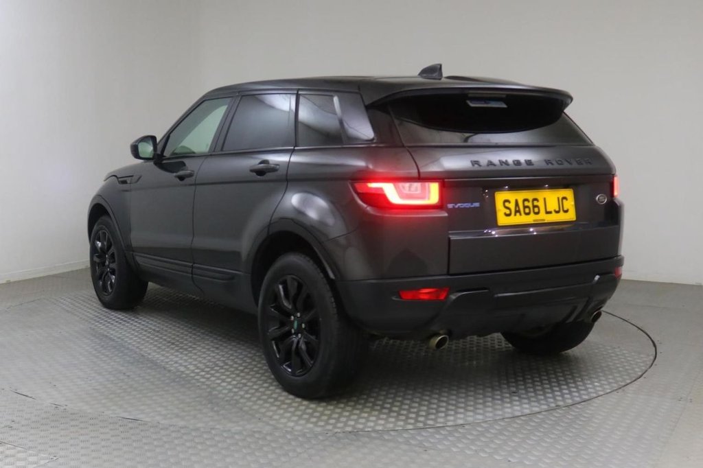 Land Rover Range Rover Evoque 2.0 Ed4 SE Tech 5D 148 BHP