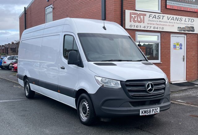 Used vans for sale. Stockport & Cheshire van Dealer | Fast Vans Ltd