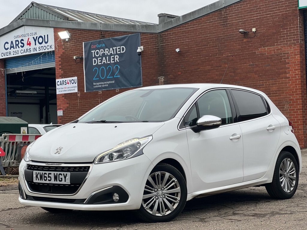 Peugeot 208 2022 4 Doors
