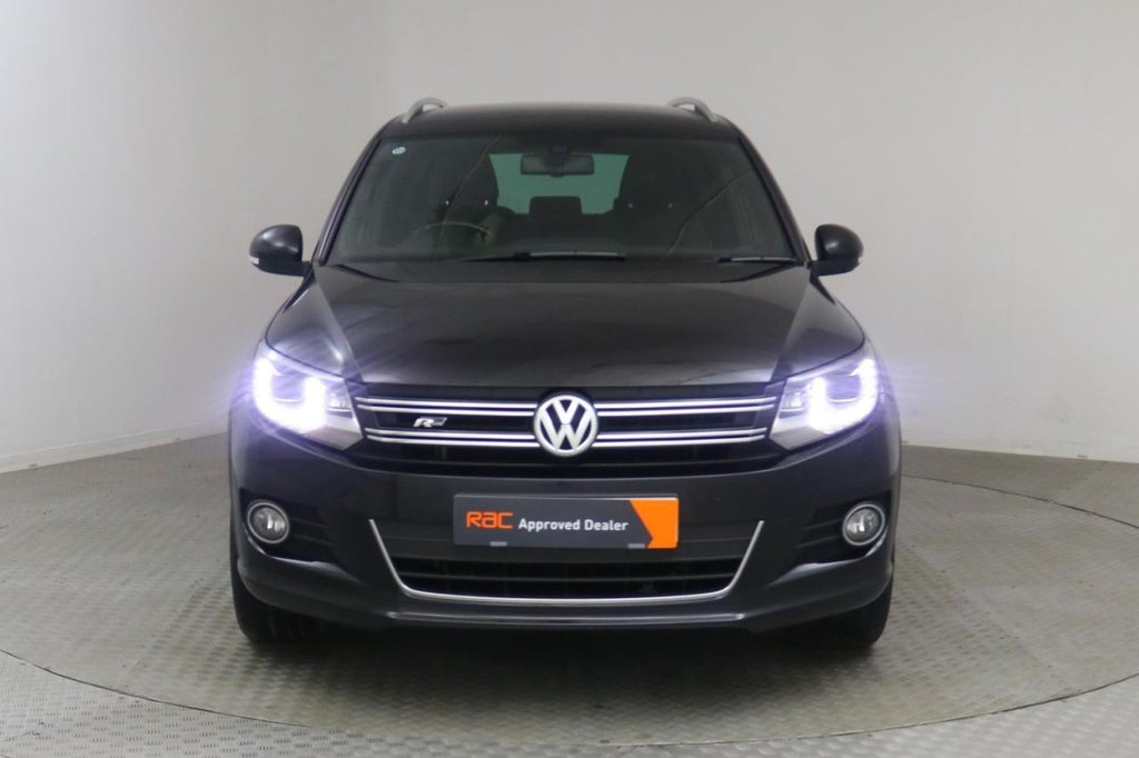 Volkswagen Tiguan 2.0 R Line TDI Bluemotion Technology 4motion 4x4 5D ...