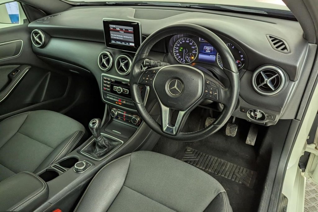 Mercedes-Benz A-Class 1.5 A180 CDI Blueefficiency SE 5D 109 BHP