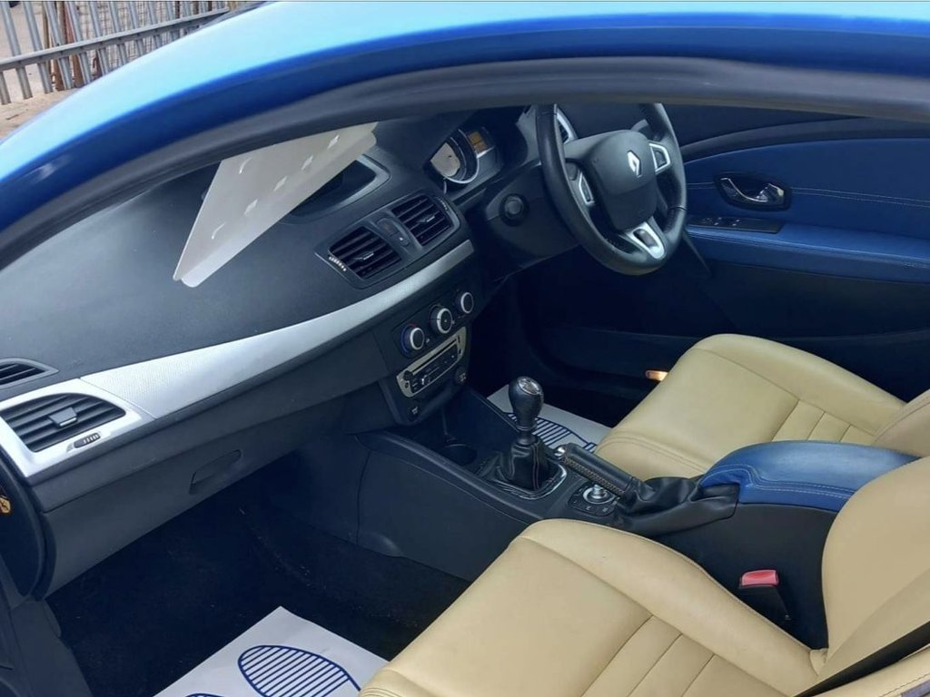 Renault Fluence Interior 360 View