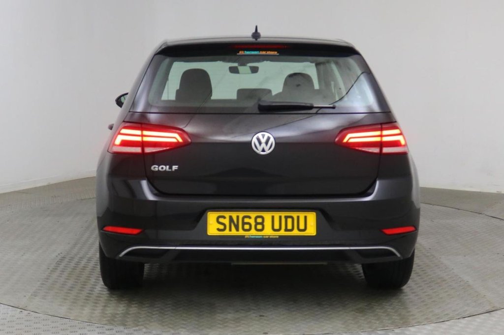 Volkswagen Golf 1.6 SE Navigation TDI Bluemotion Technology 5D 114 BHP