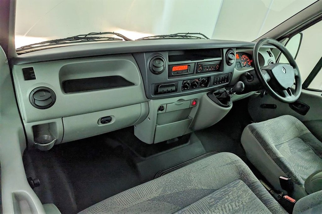 2005 Renault Master Sl28 DCI Swb L/C £9,999