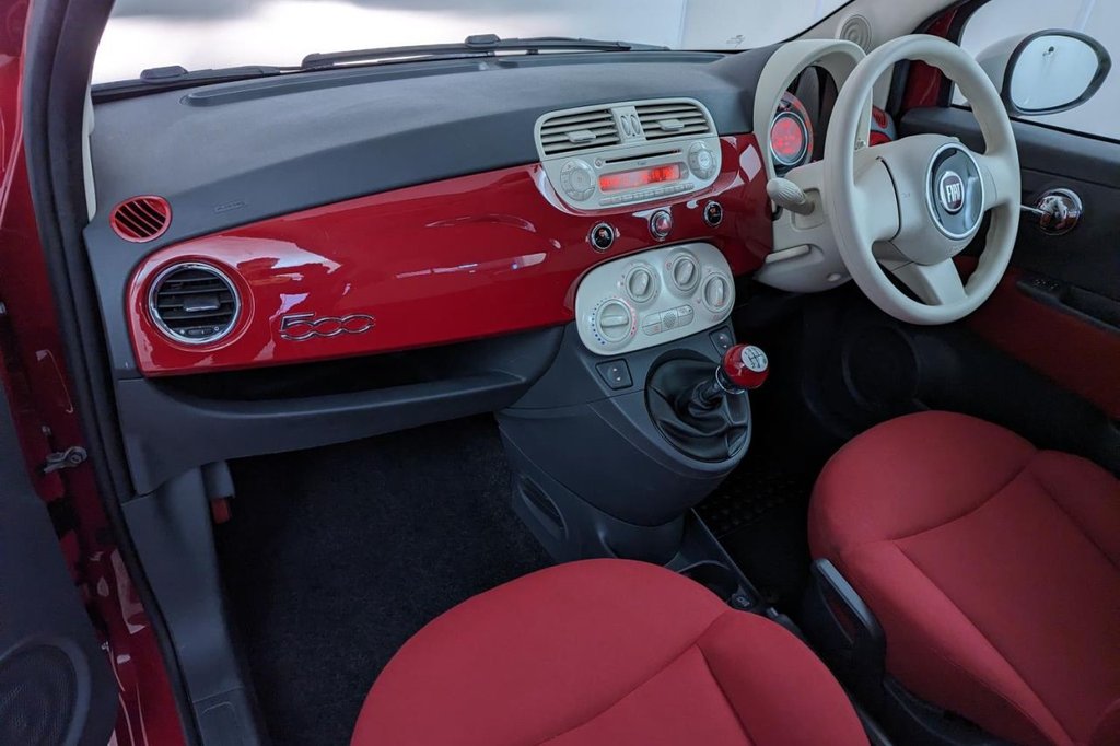 2014 Fiat 500 Colour Therapy £6,999
