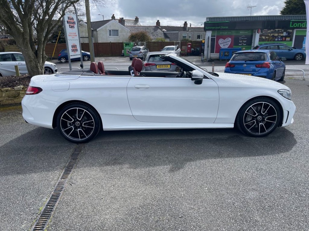 Mercedes-Benz C-Class 2.0 C 300 Amg Line Premium 2D 255 BHP