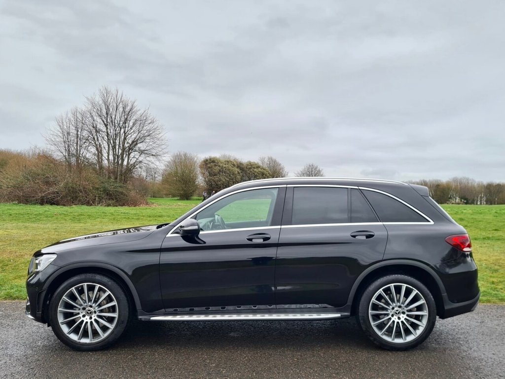 Mercedes-Benz Glc-Class Glc 300 D 4matic Amg Line Premium