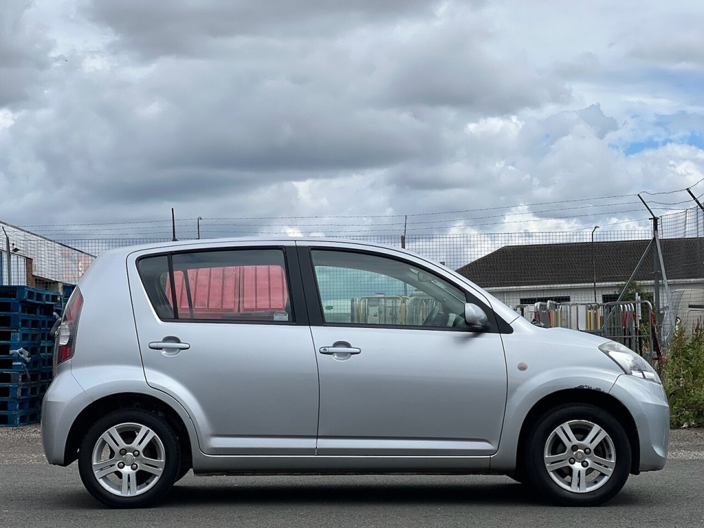 2009 Subaru Justy 1.0 R 5D 69 BHP £2,995