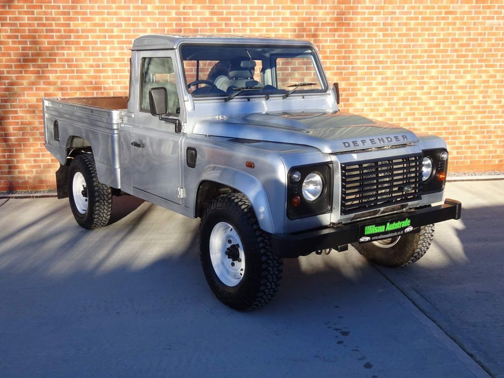 Land Rover Defender 110 High Capacity Pickup