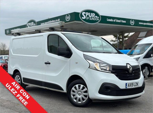 Used Renault vans for sale. Renault Dealer Arundel | Spur of Slindon