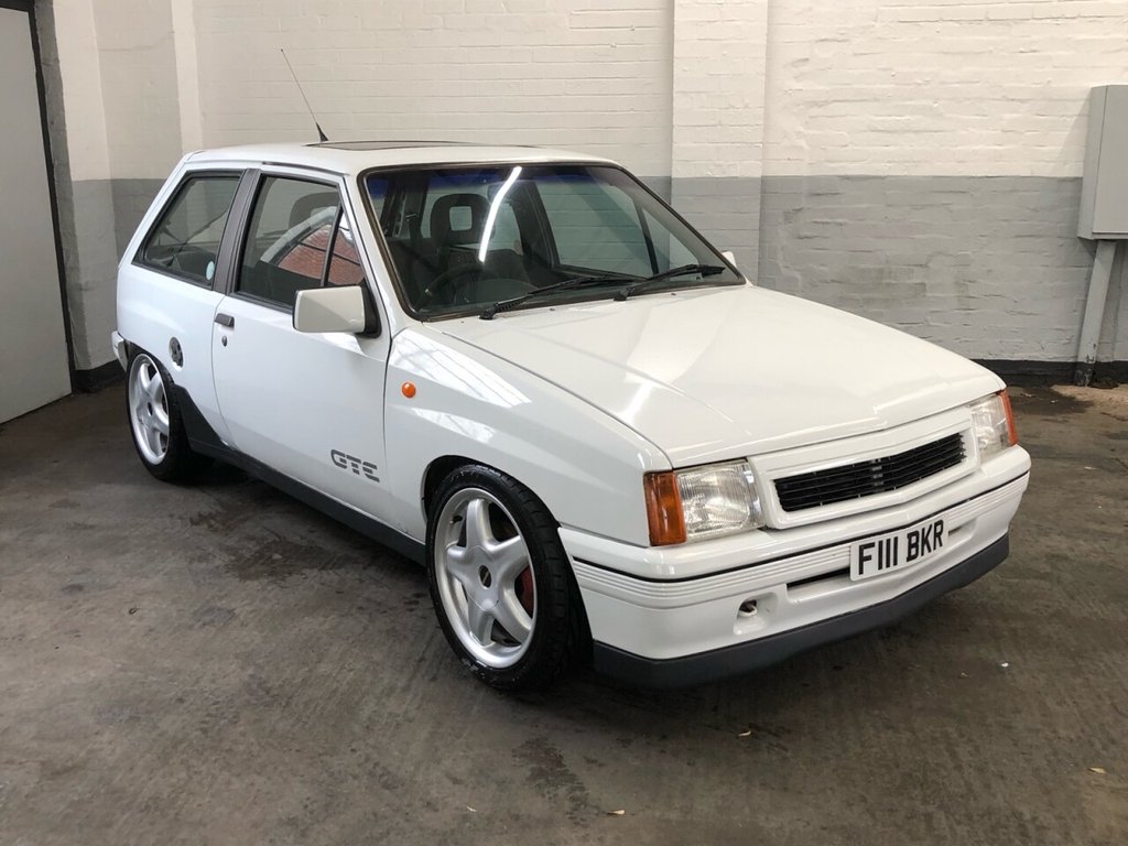 Vauxhall Nova Sri