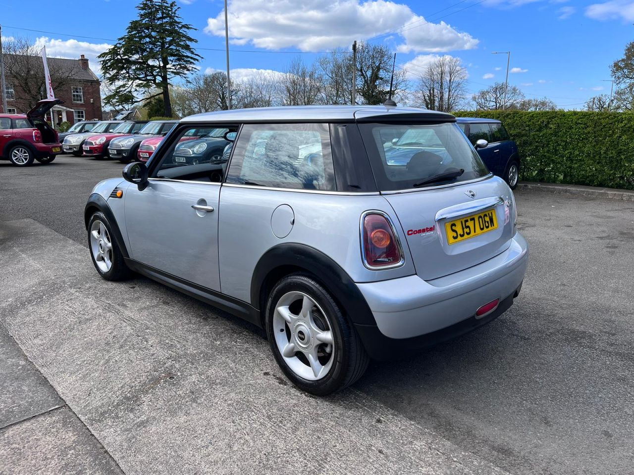 2007 MINI Hatch One 1.4 One 3D 94 BHP £2,395