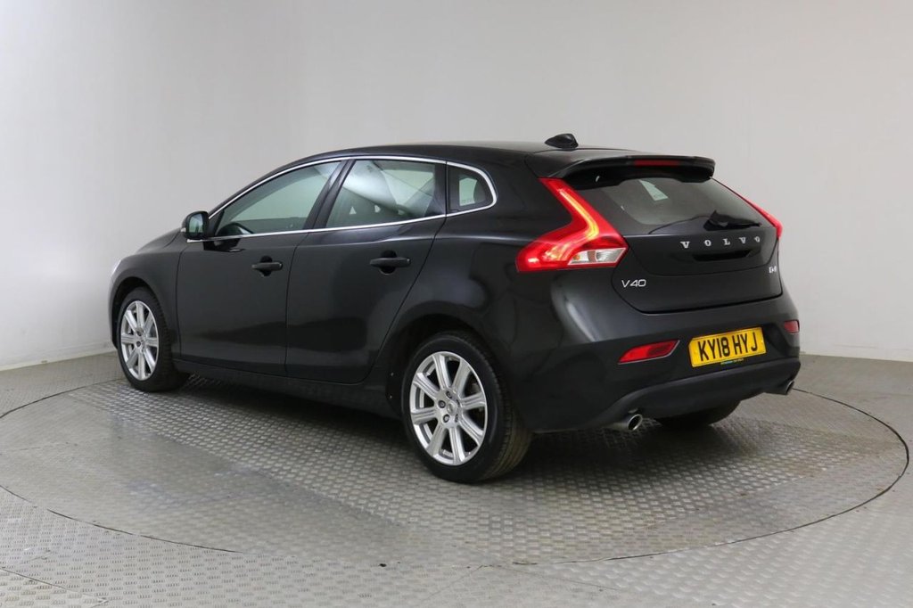 2018 Volvo V40 D4 Inscription £12,499
