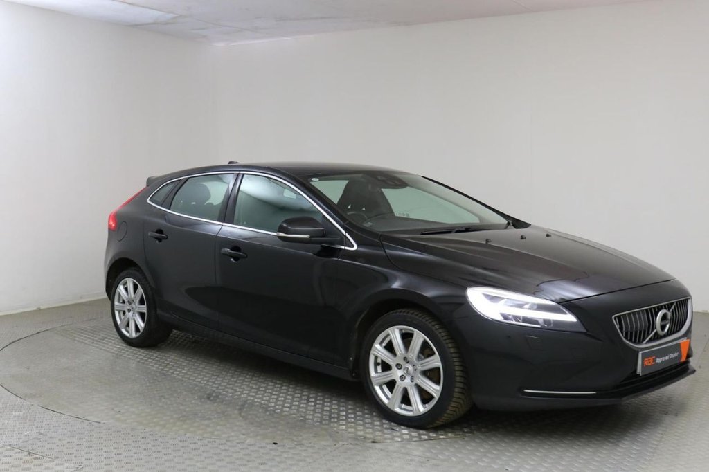 2018 Volvo V40 D4 Inscription £12,499