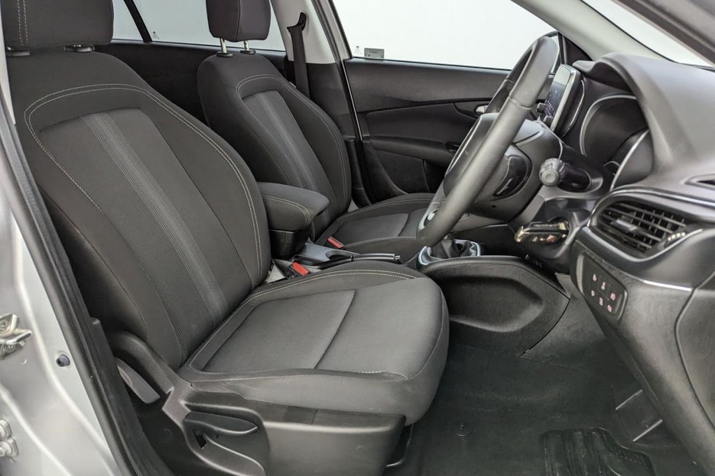 2018 Fiat Tipo 1.4 Easy Plus 5D £10,499