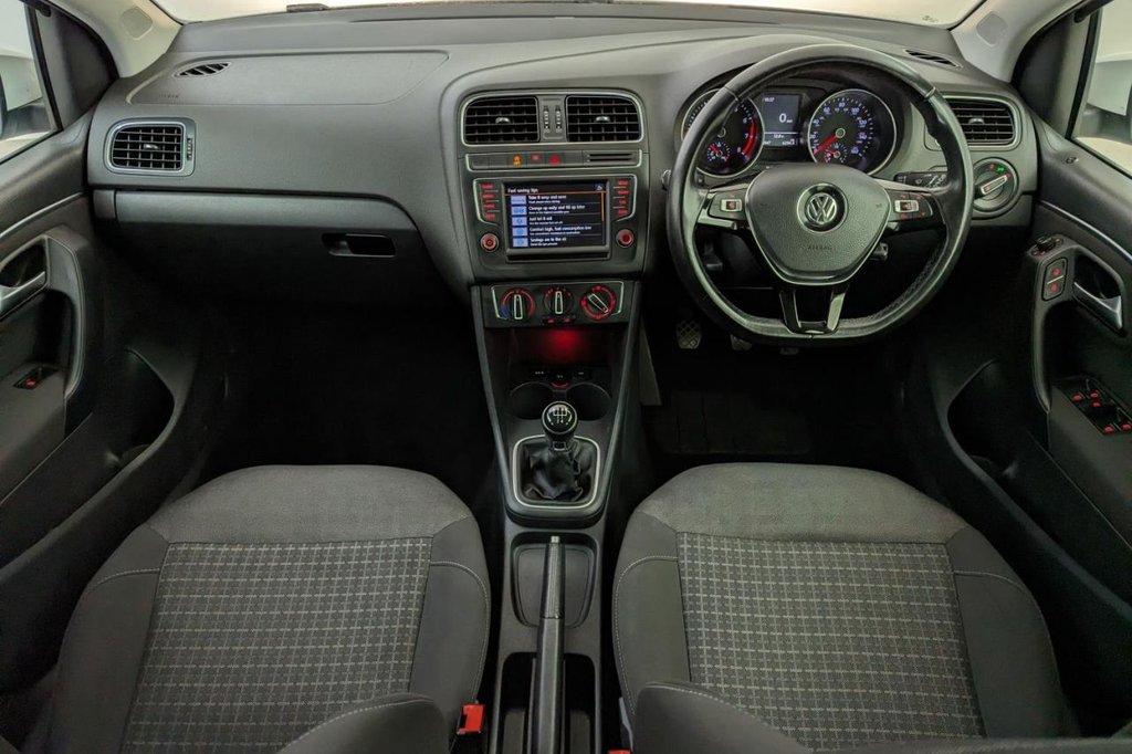 2015 Volkswagen Polo 1.2 SE TSI 5D £8,499
