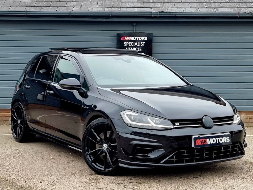 Volkswagen Golf Black