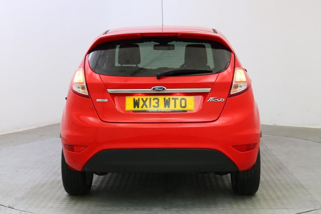 2013 Ford Fiesta 1.0 Titanium 5D £5,499