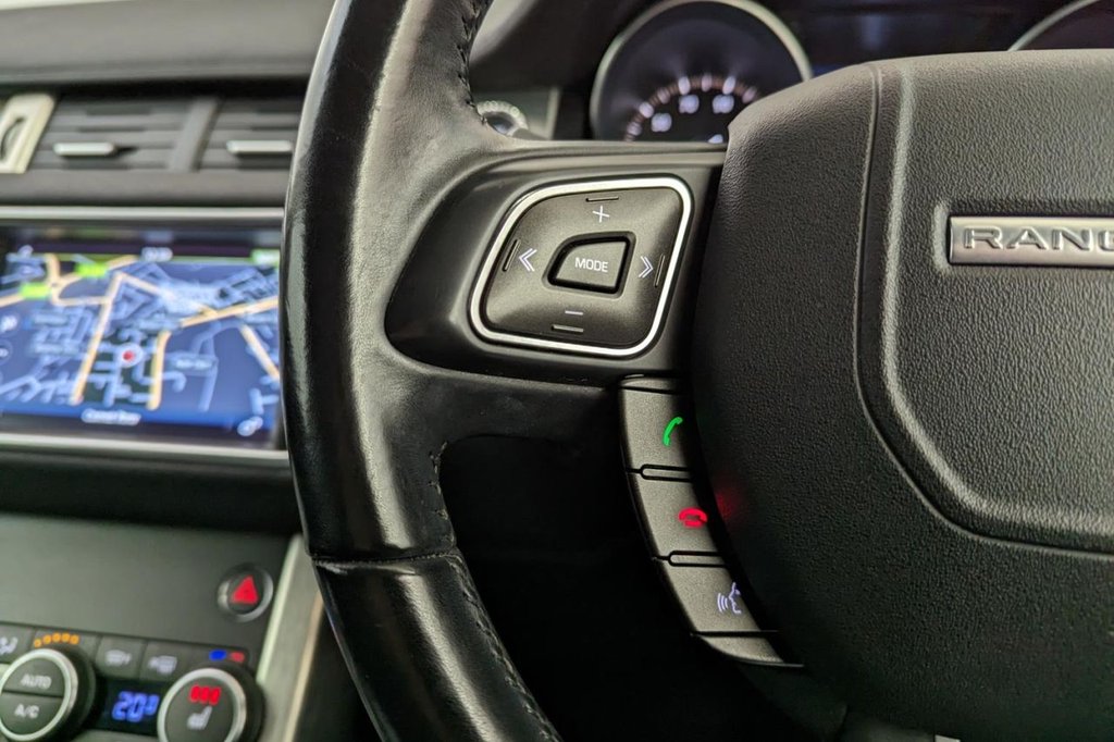 Land Rover Range Rover Evoque 2.0 Ed4 SE Tech 5D 148 BHP
