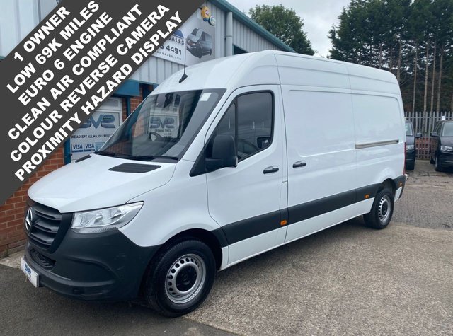 Used vans for sale. Irlam & Greater Manchester van Dealer | Simply Van ...