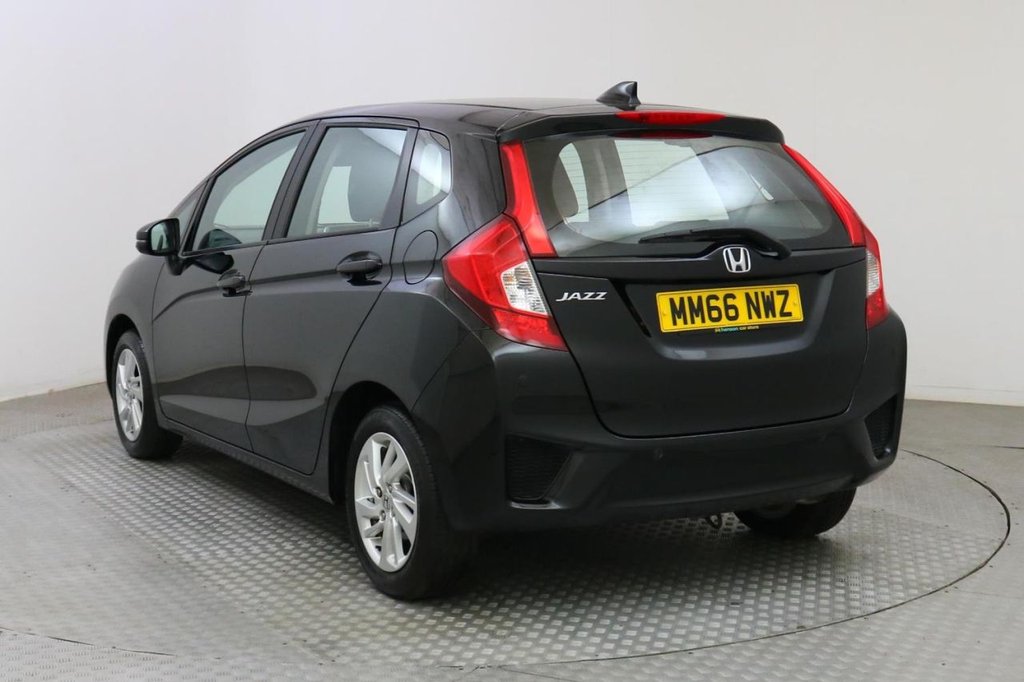 2016 Honda Jazz 1.3 I-Vtec SE 5D 101 BHP £8,499