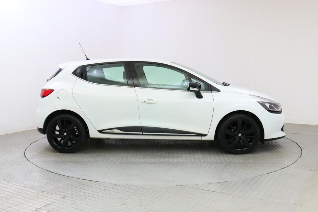 2016 Renault Clio 0.9 Dynamique S Nav Tce 5D £9,999