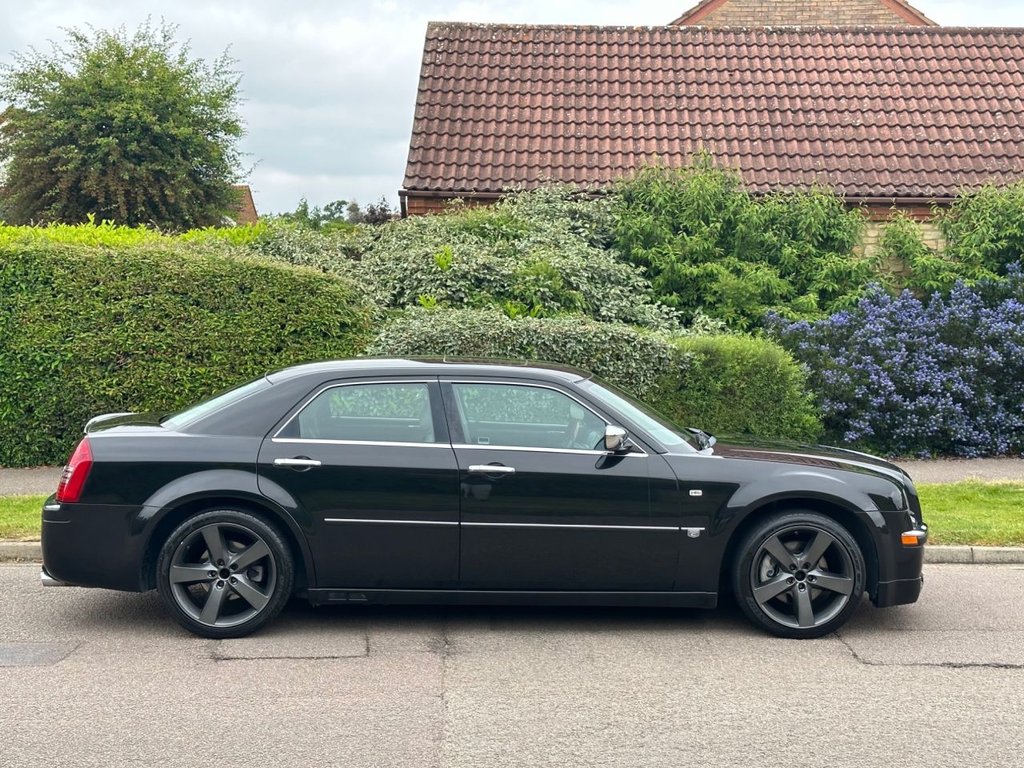 2005 Chrysler 300c 3.5 V6 Rhd 4D 250 BHP £5,990