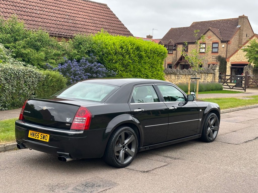 2005 Chrysler 300c 3.5 V6 Rhd 4D 250 BHP £5,990