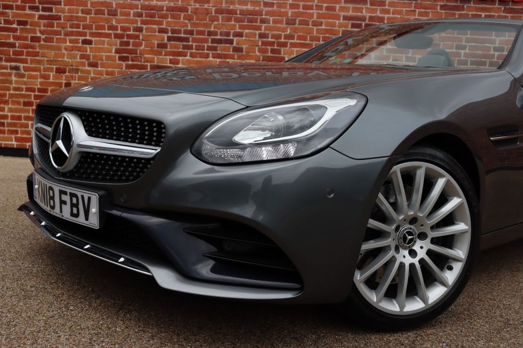 2018 Mercedes-Benz Slc 2.0 Slc 300 Amg Line 2D 241 BHP