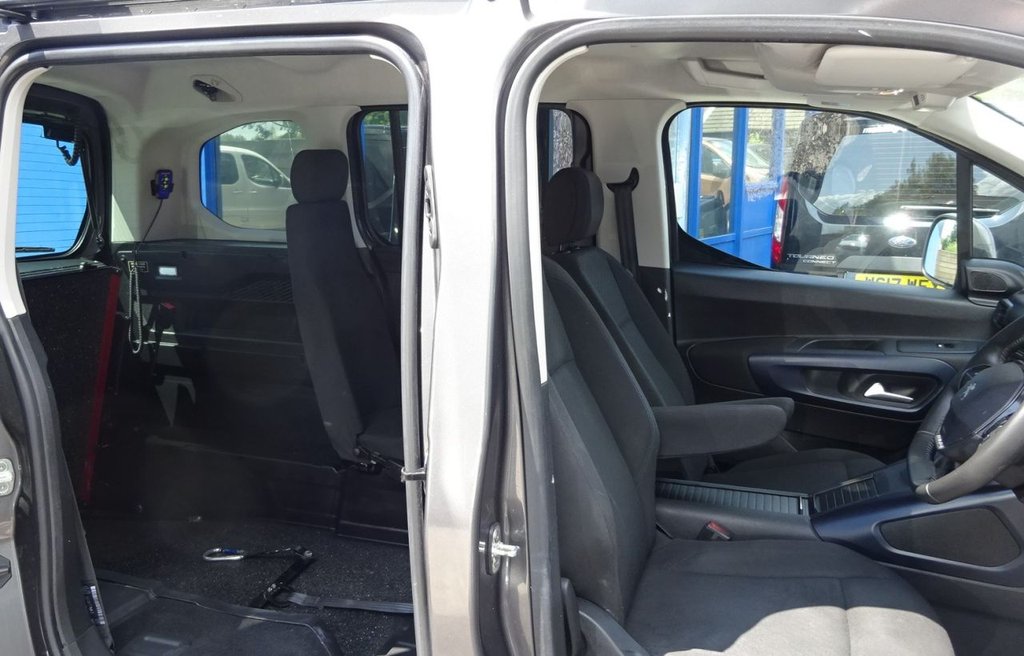 Peugeot Rifter 1.5 Horizon RE 5D 101 BHP Wheelchair Access Wav